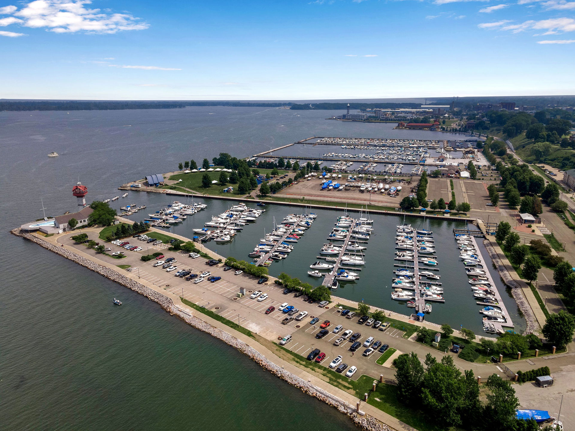 Lake Erie Boat Slip Rental | Sun Life Perry's Landing Marina